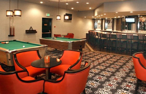 Burbank Nightlife - Bars & Entertainment | Visit Burbank, CA
